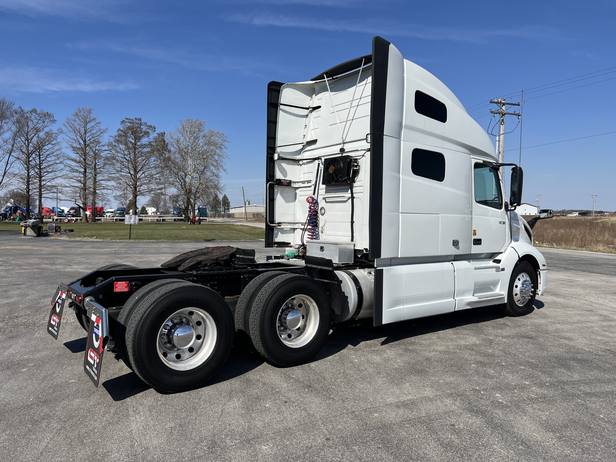 2019 VOLVO VNL64T760 - CIT Trucks