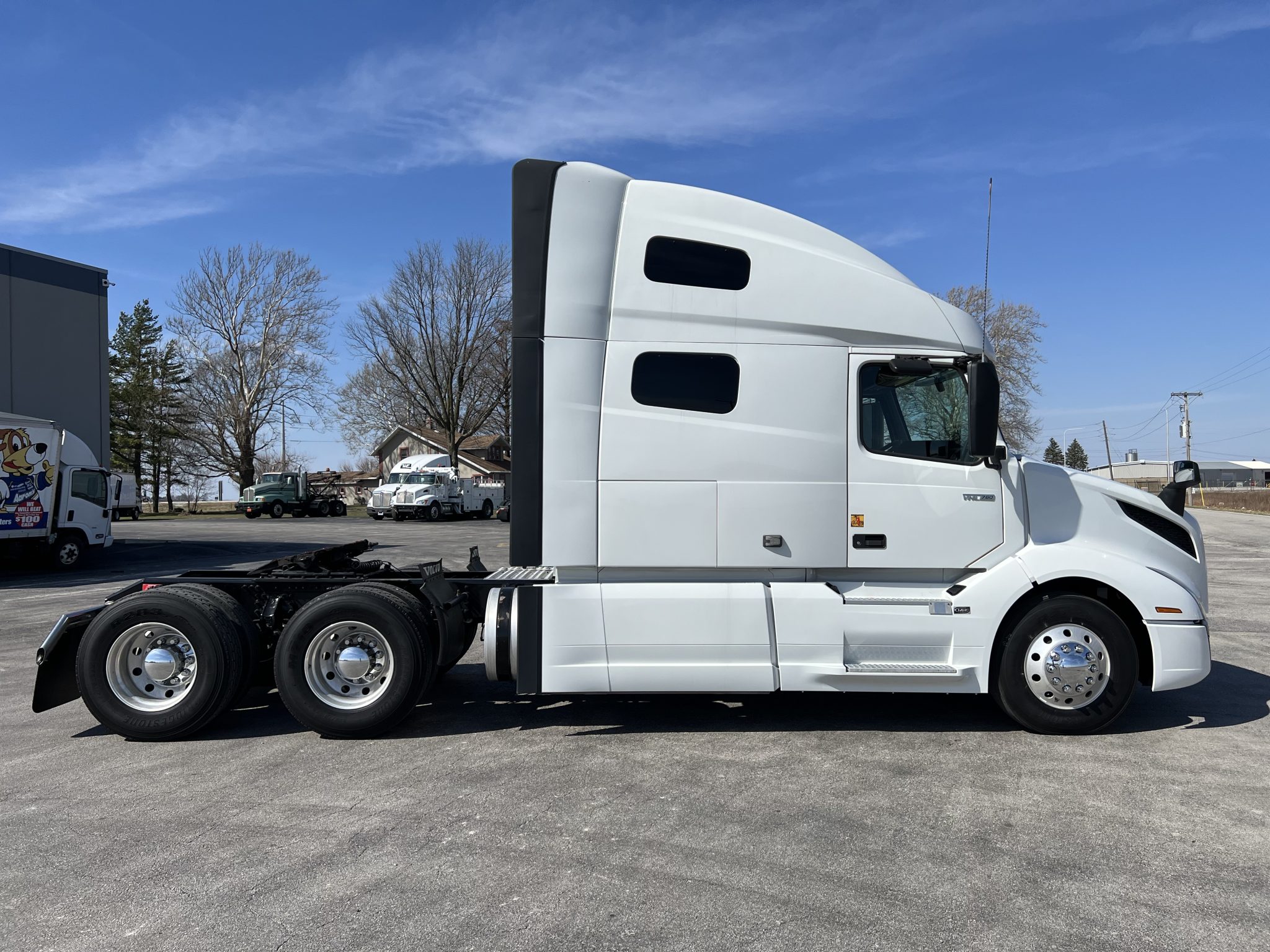 2019 VOLVO VNL64T760 - CIT Trucks