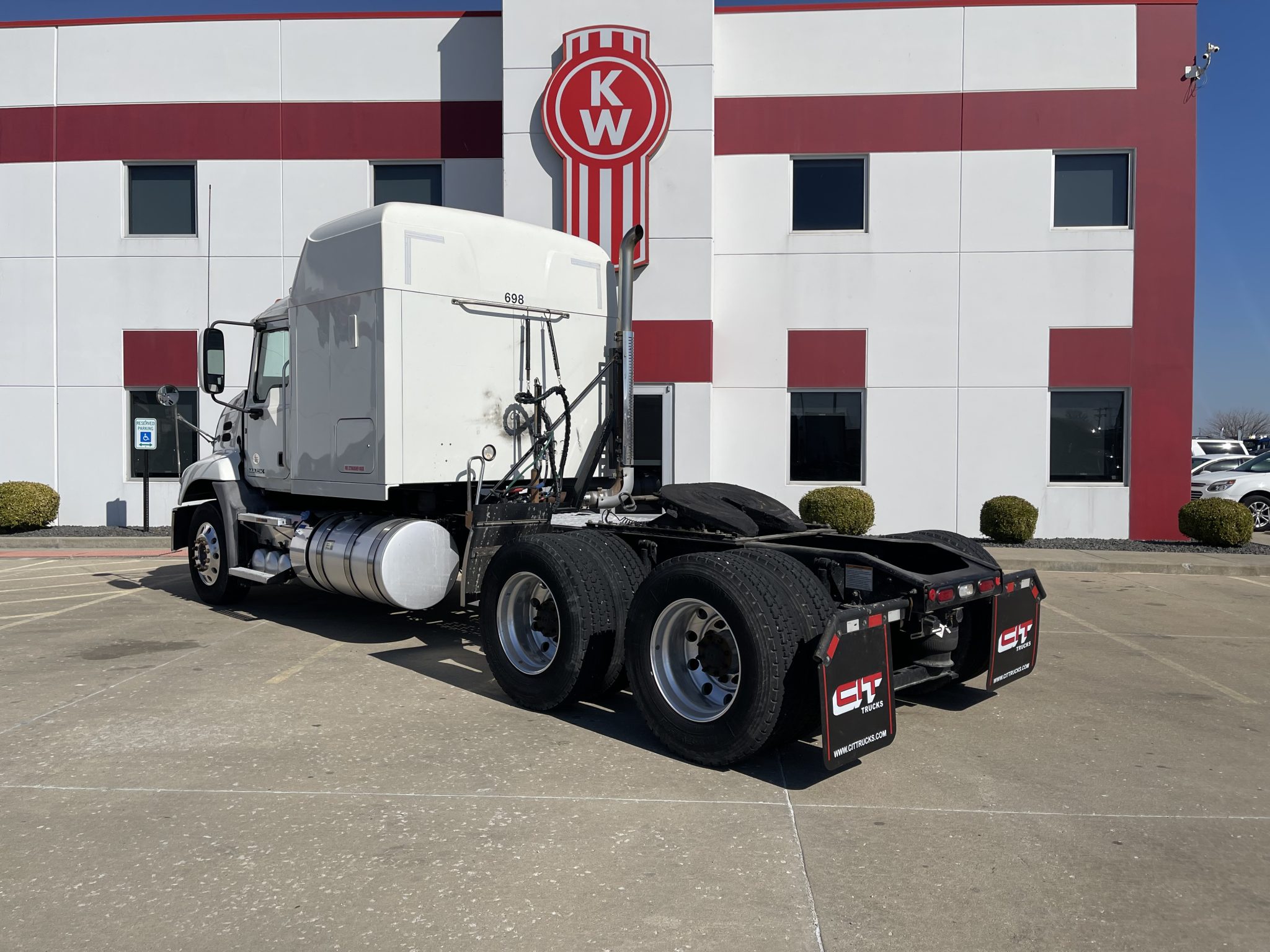 2018 MACK CXU613 - CIT Trucks