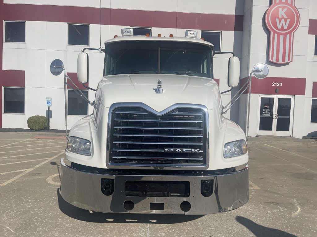 2018 MACK CXU613 - CIT Trucks