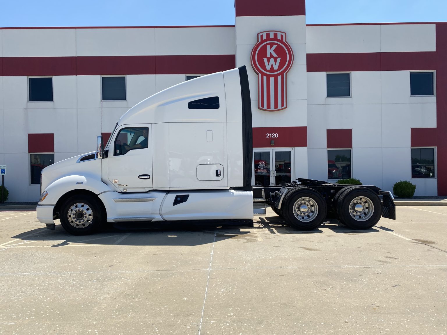2020 KENWORTH T680 - CIT Trucks
