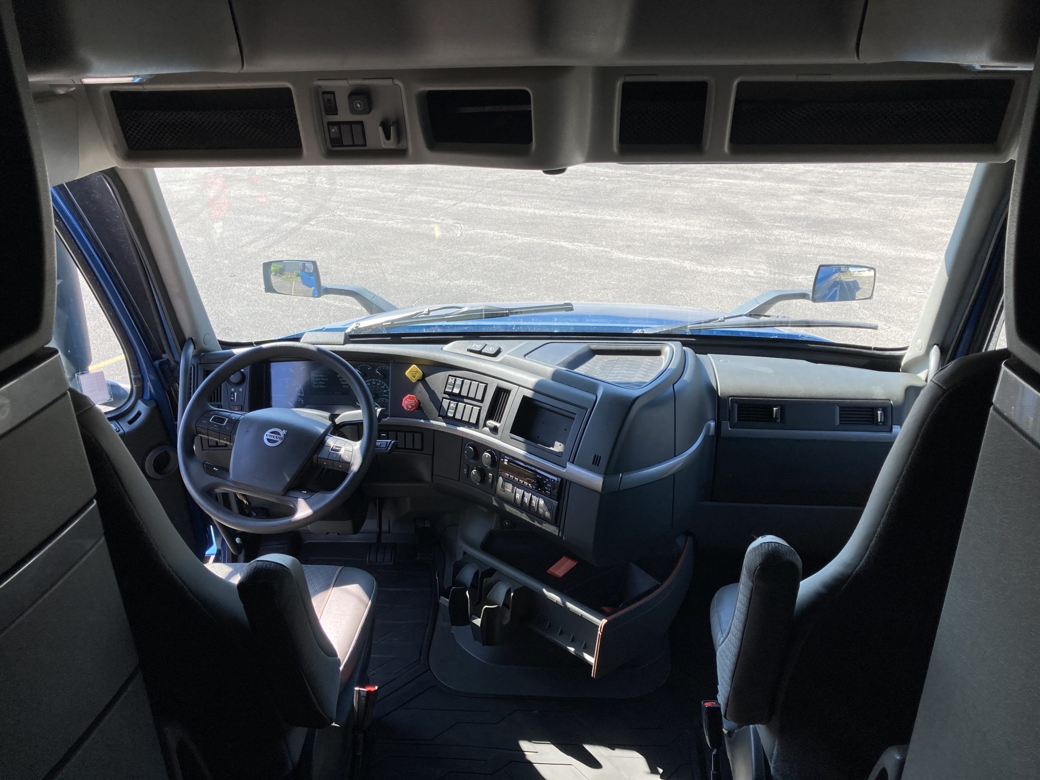 2020 VOLVO VNL860 - CIT Trucks