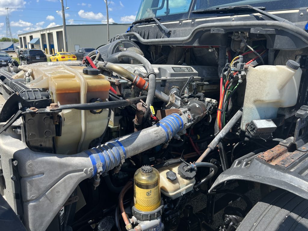 2011 FREIGHTLINER COLUMBIA - CIT Trucks