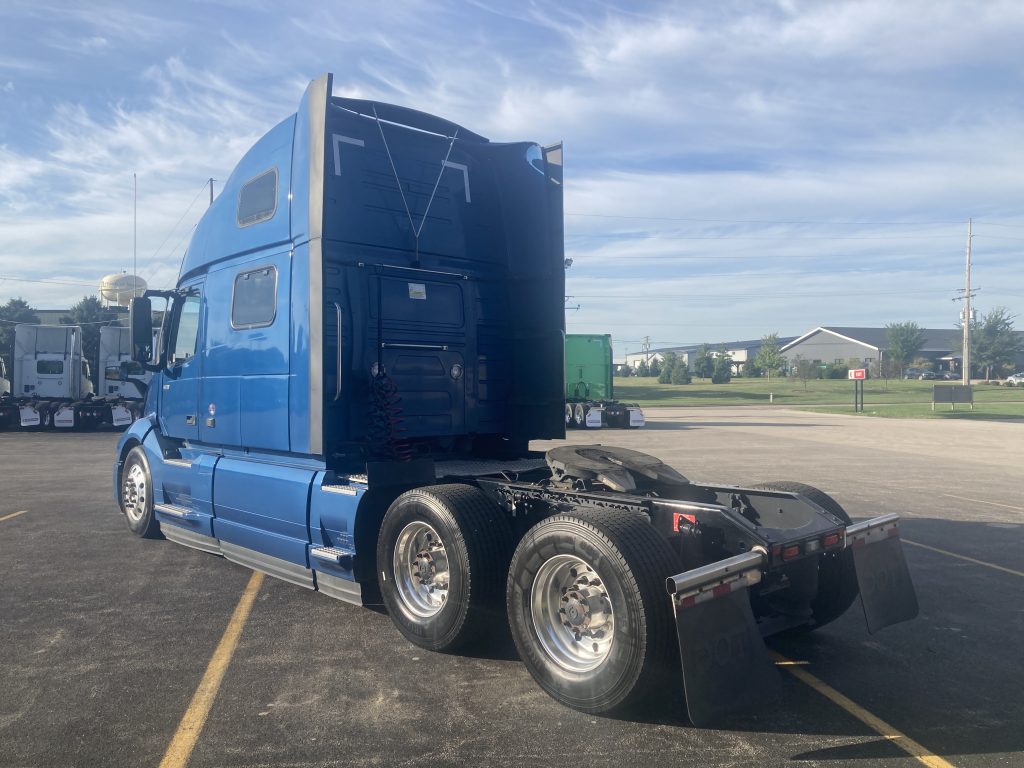 2021 VOLVO VNL64T860 - CIT Trucks