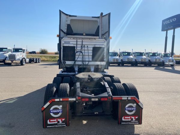 2016 VOLVO VNL64T300 - CIT Trucks