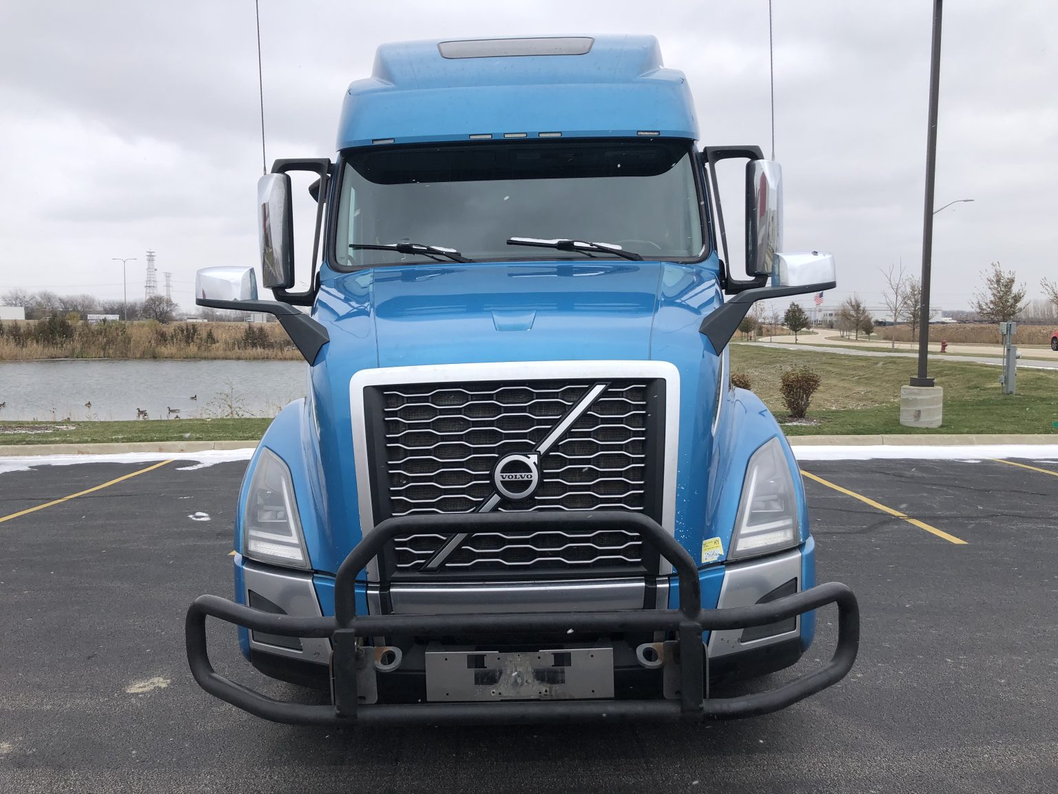 2019 VOLVO VNL860 - CIT Trucks