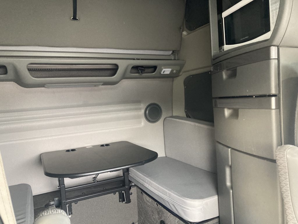 2021 VOLVO VNL860 - CIT Trucks