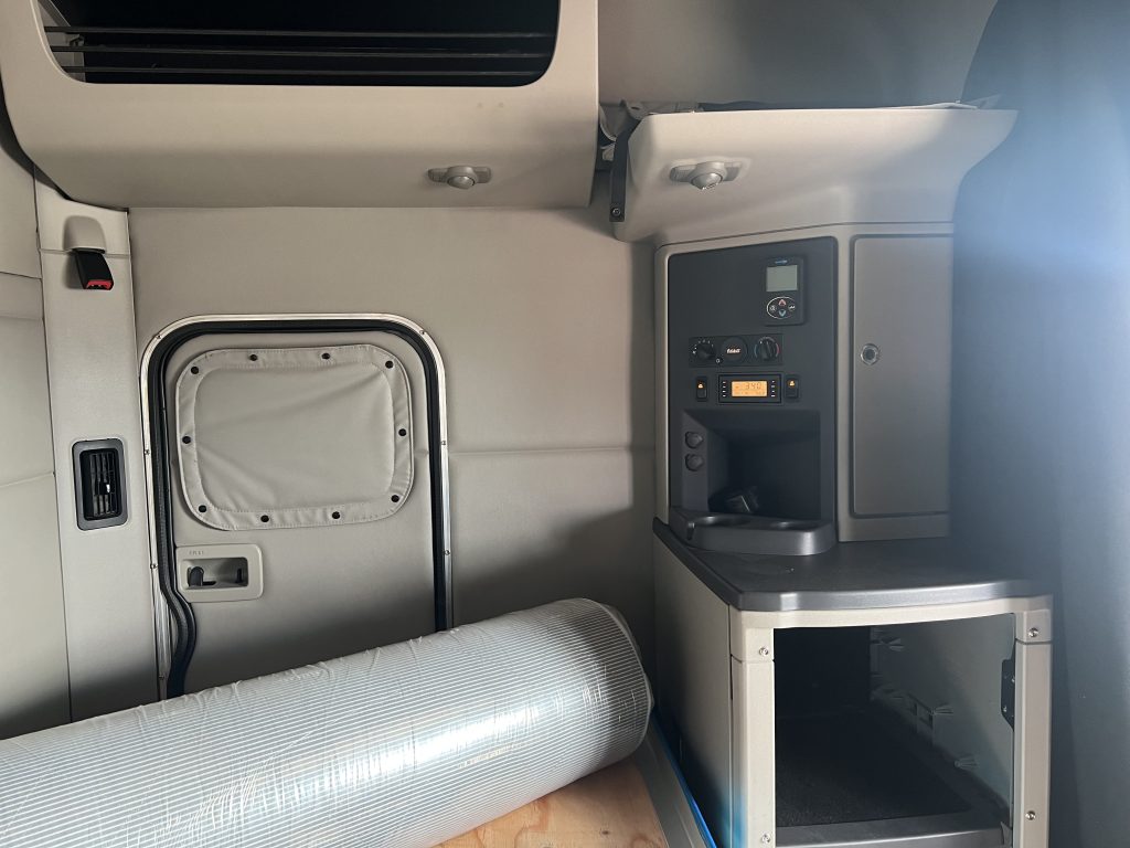 2019 PETERBILT 579 - CIT Trucks