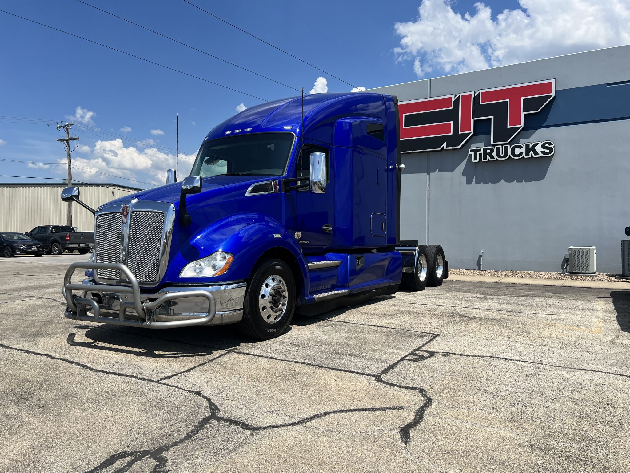 2019 KENWORTH T680 - CIT Trucks