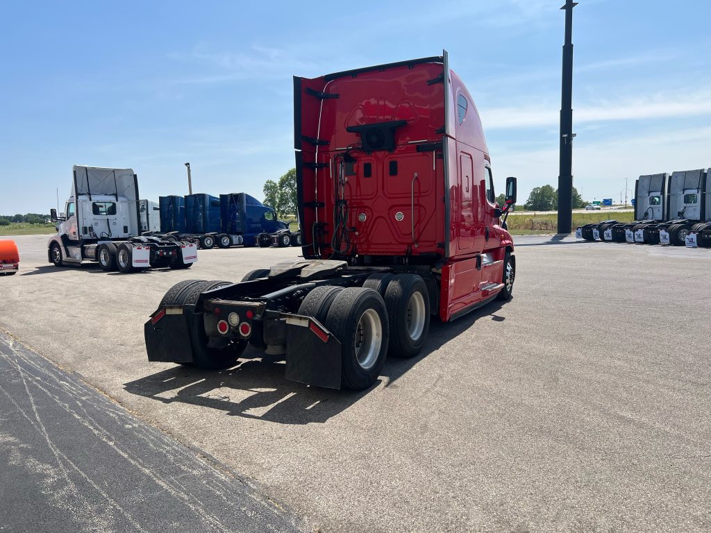 2017 FREIGHTLINER CASCADIA - CIT Trucks