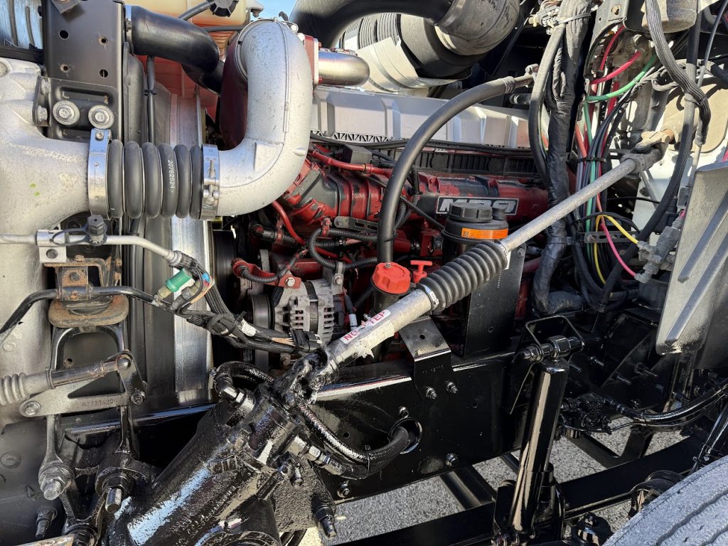 2016 MACK CXU613 - CIT Trucks