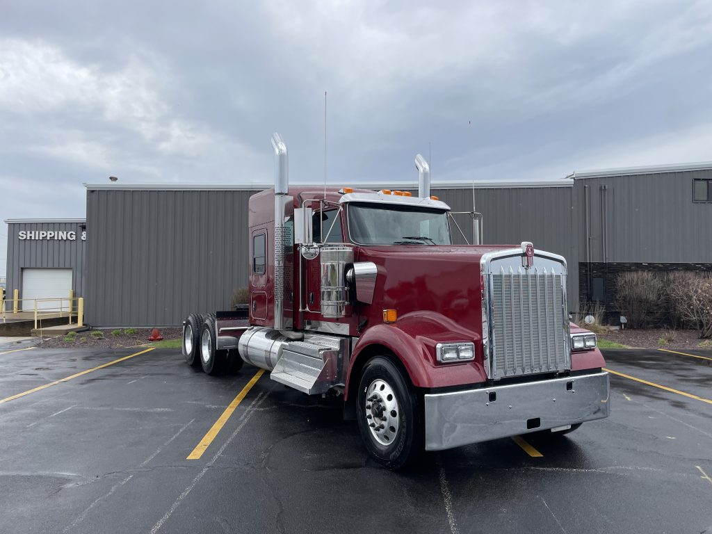 2026 KENWORTH W900L - CIT Trucks
