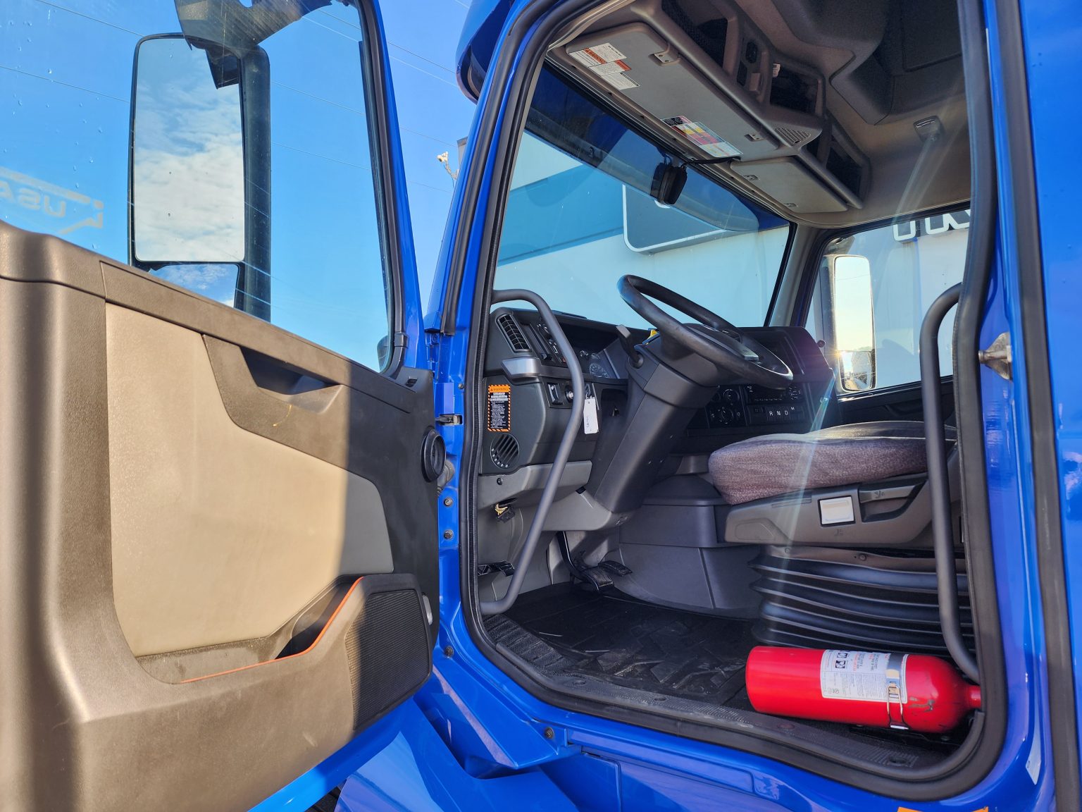 2020 VOLVO VNL860 - CIT Trucks