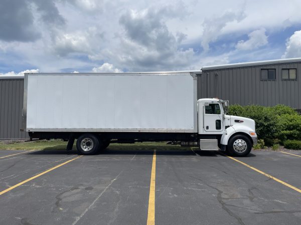 2019 PETERBILT 337 - CIT Trucks